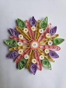 Quilling: o que é, como fazer e 60 ideias para iniciantes