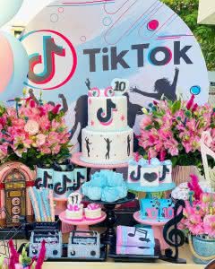 Festa Tik Tok: 36 ideias para valorizar o tema na decoração